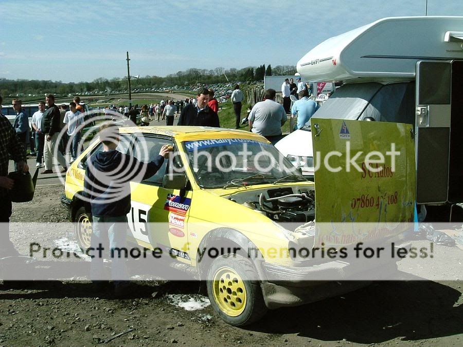 fiestaturbo.com • Lydden Hill rallycross pics incl Pat Doran's RS200 ...